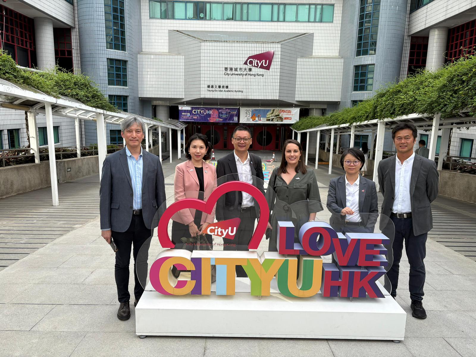 Saint-Gobain Explores R&D Synergies with City University of Hong Kong | Saint-Gobain